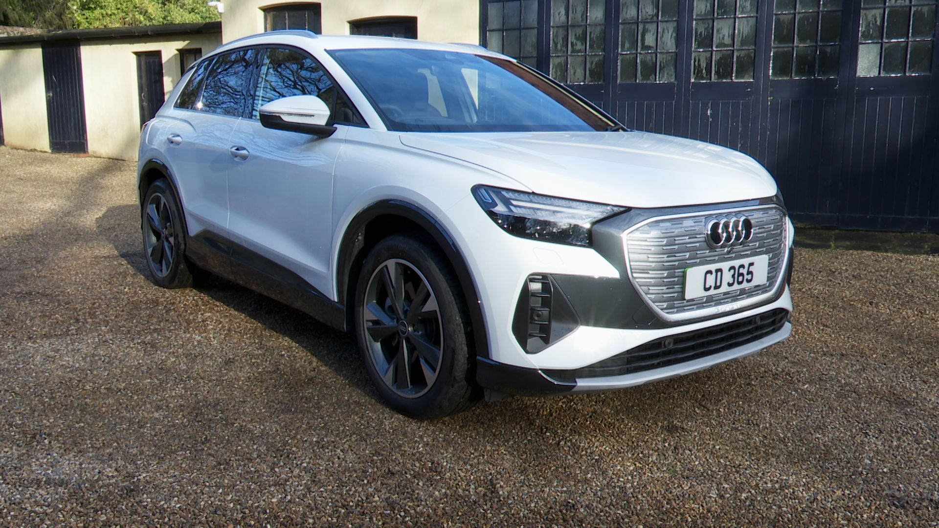 Lease the Audi Q4 E-Tron Estate 125kW 35 55kWh Sport 5dr Auto [Leather ...