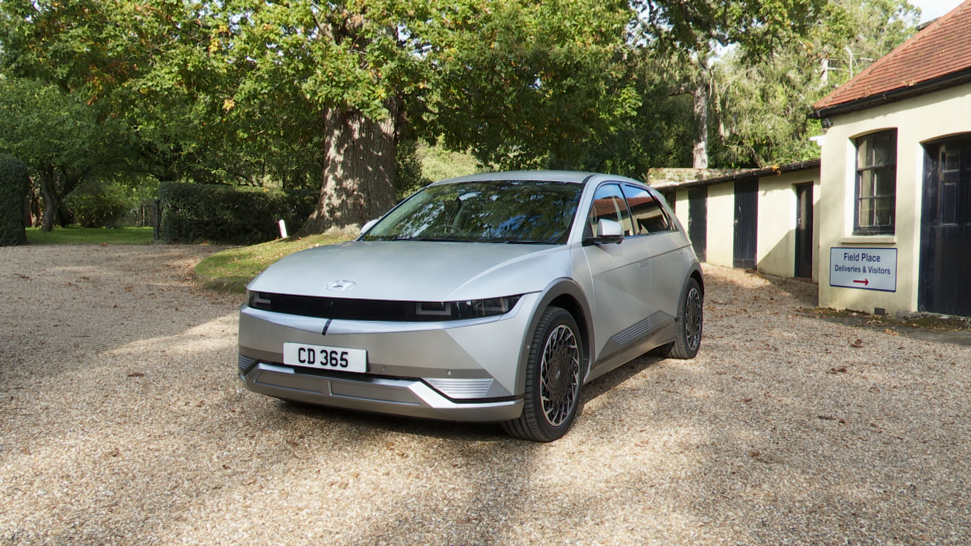 Lease the Hyundai Ioniq 5 Electric Hatchback 125kW Advance 63 kWh 5dr ...