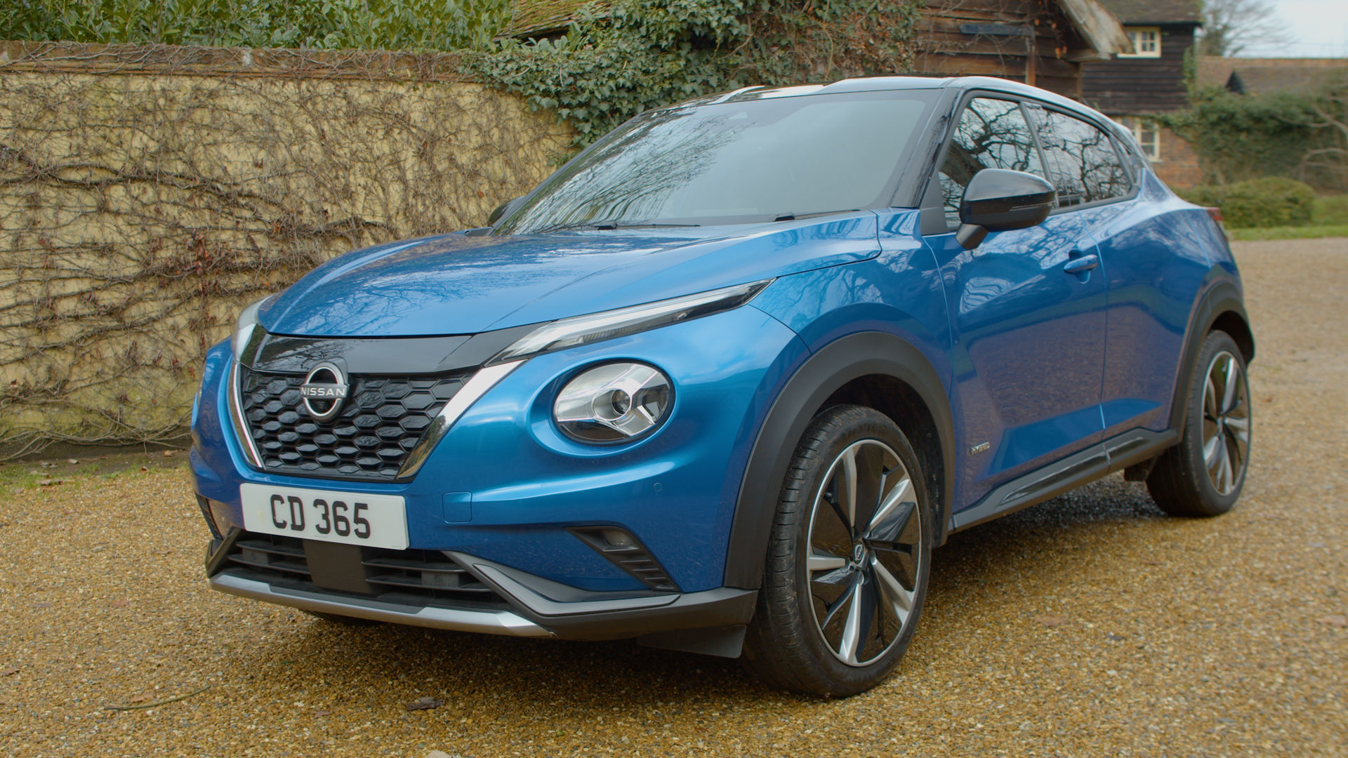 Lease the Nissan Juke Hatchback 1.6 Hybrid Tekna+ 5dr Auto [24]
