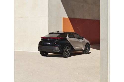 Lease the Toyota C-Hr Hatchback 2.0 PHEV Excel 5dr CVT [JBL] | LeaseCar UK